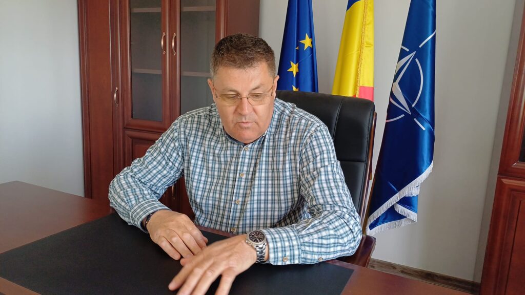 Primar din Botoșani, încătușat pentru mită! DNA: 200.000 de lei ceruți ...